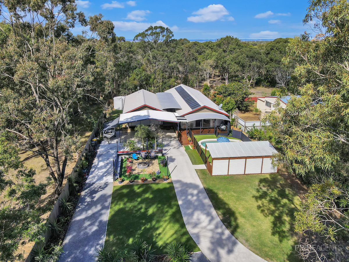 DUAL LIVING ½ ACRE RETREAT