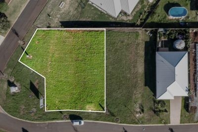 PREMIUM LOCATION, 753sqm ALLOTMENT - RealWay Toowoomba