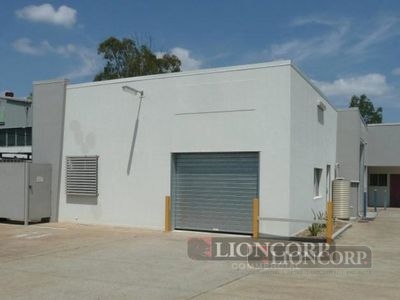 | Handy Storage Unit With All Facilities!