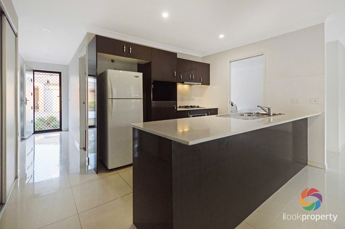 Beautifully Presented Single level Townhouse | ilookproperty