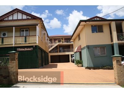 IMPRESSIVE 3 BEDROOM APARTMENT - Blocksidge & Ferguson