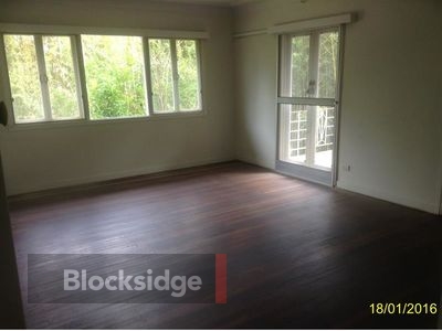 PRIME LOCATION - SPACIOUS 3 BEDROOM HOUSE - Blocksidge & Ferguson