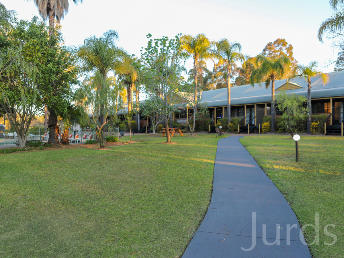 THE POKOLBIN VILLAGE RESORT - HUNTER VALLEY