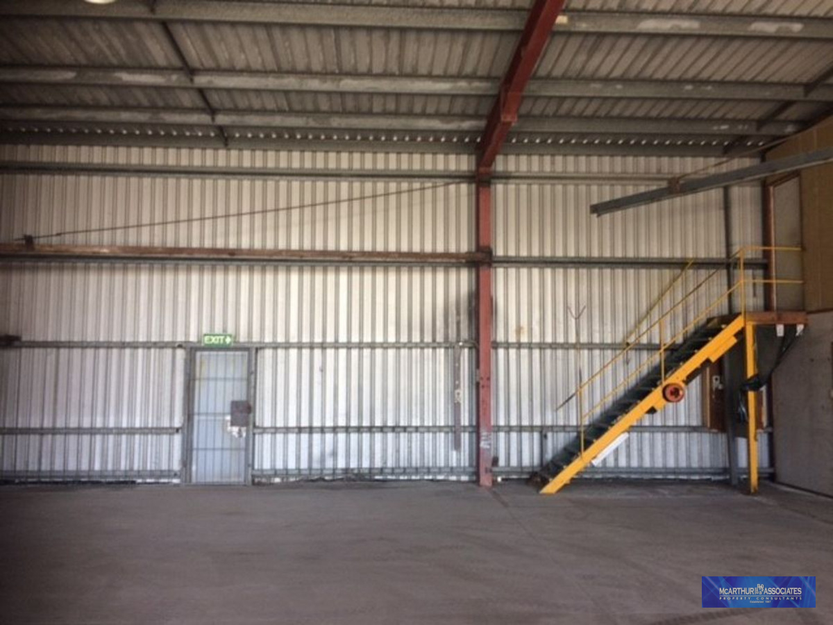 INDUSTRIAL WAREHOUSE WITH HARDSTAND AND EASY ACCESS - NARANGBA ...