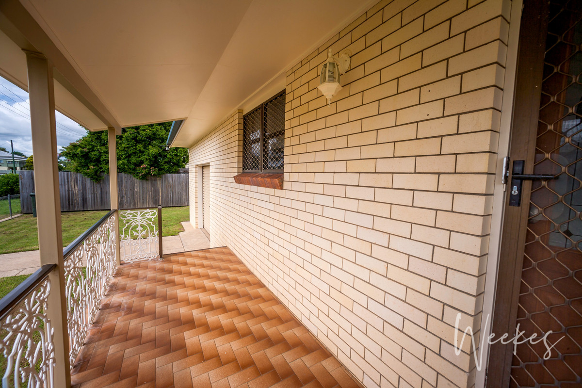 Internally renovated 3-bedroom brick family home - Weekes Property Co.