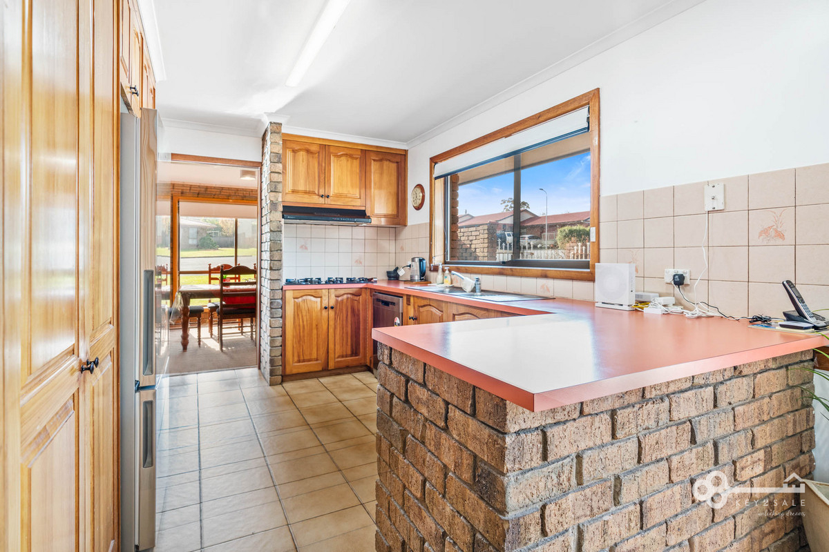 SOLID BRICK 3BR FAMILY HOME - Key2Sale