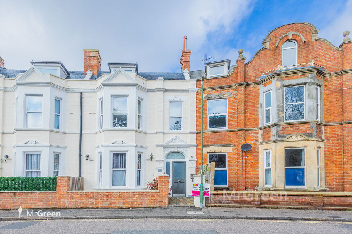 The Crescent, Boscombe, BH1 - Mr Green Estate Agents Southbourne