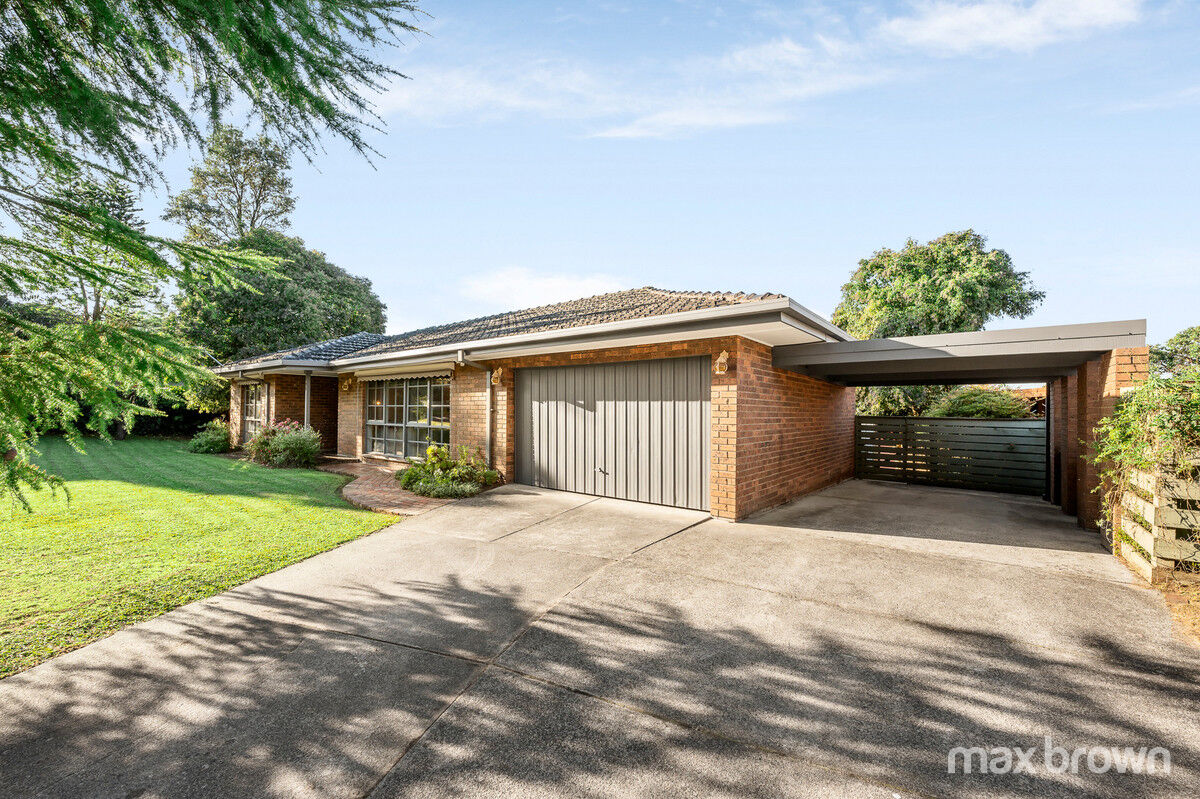 FAMILY-FOCUSED, CHIRNSIDE CLASSIC - Max Brown Real Estate Group