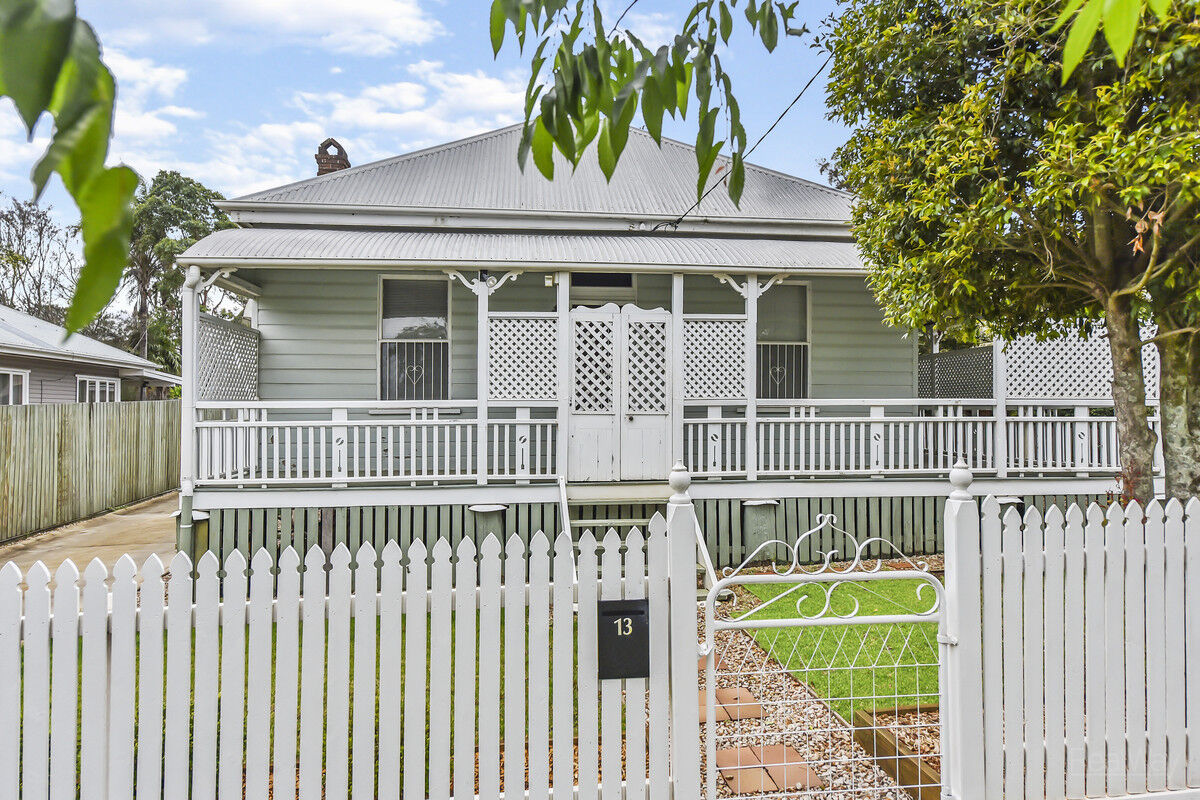 Sold By Cooper Watson, $435,000 - Rentals & Houses For Sale Australia-Wide