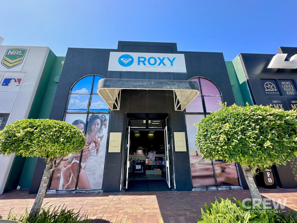 Air-Conditioned Showroom at Ashmore Factory Outlets - Crew Commercial